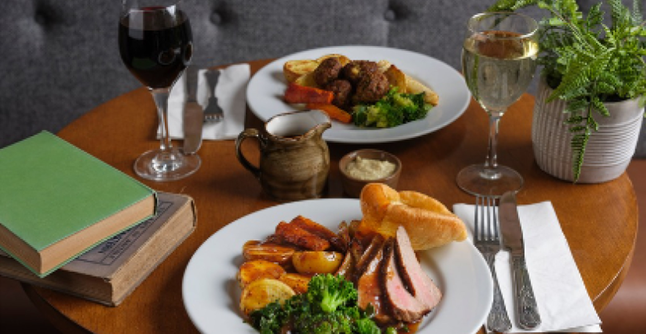 The Coach House Kitchen - Hatfield Park